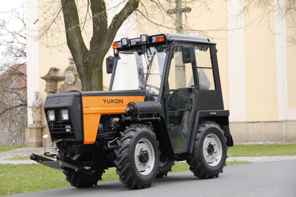 Traktor W5000 YUKON | Všechny traktory | Malotraktory a profi zahradní ...
